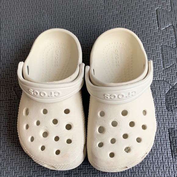 CROCS | Shoes | Crocs White Sandals Classic Design | Poshmark